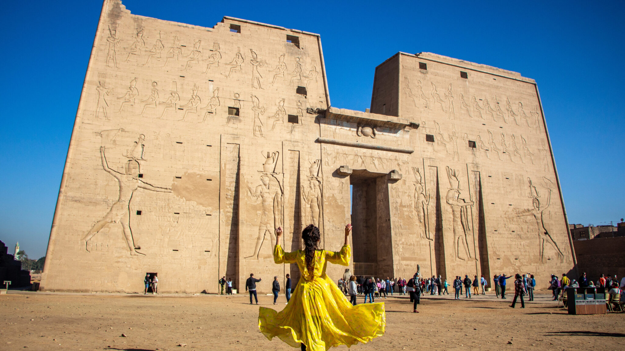 2 day tour from Luxor to Aswan King TUT tours